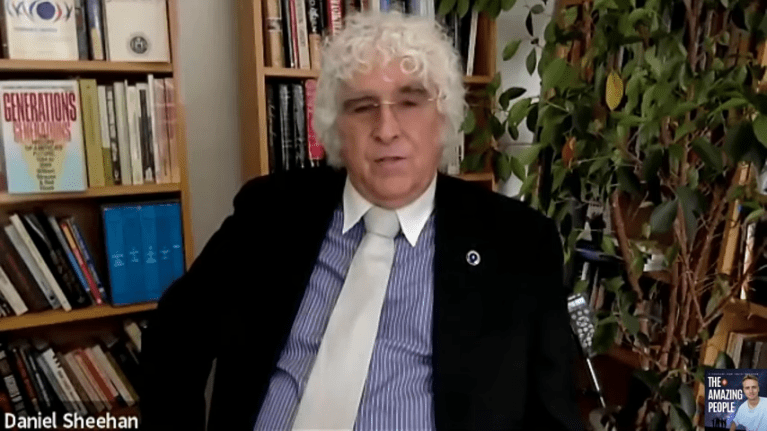 Introducing Danny Sheehan and the UFO Cover-Up Standards by US Agencies ...